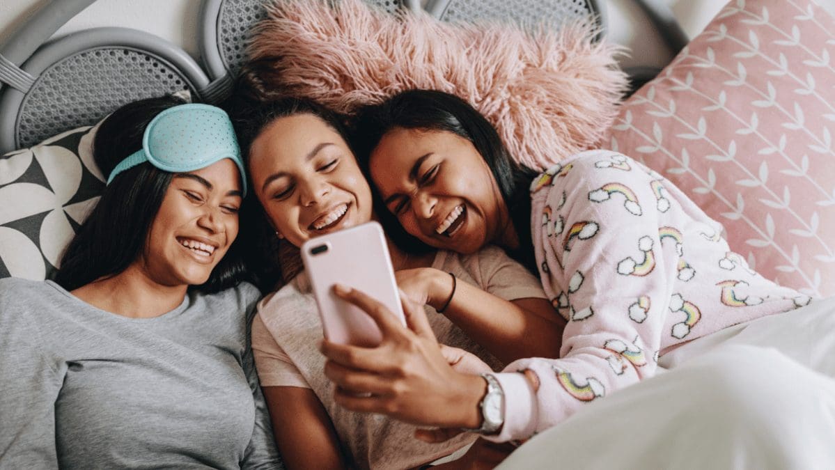 Best Friend Bucket List Ideas – Things to do with your BFF