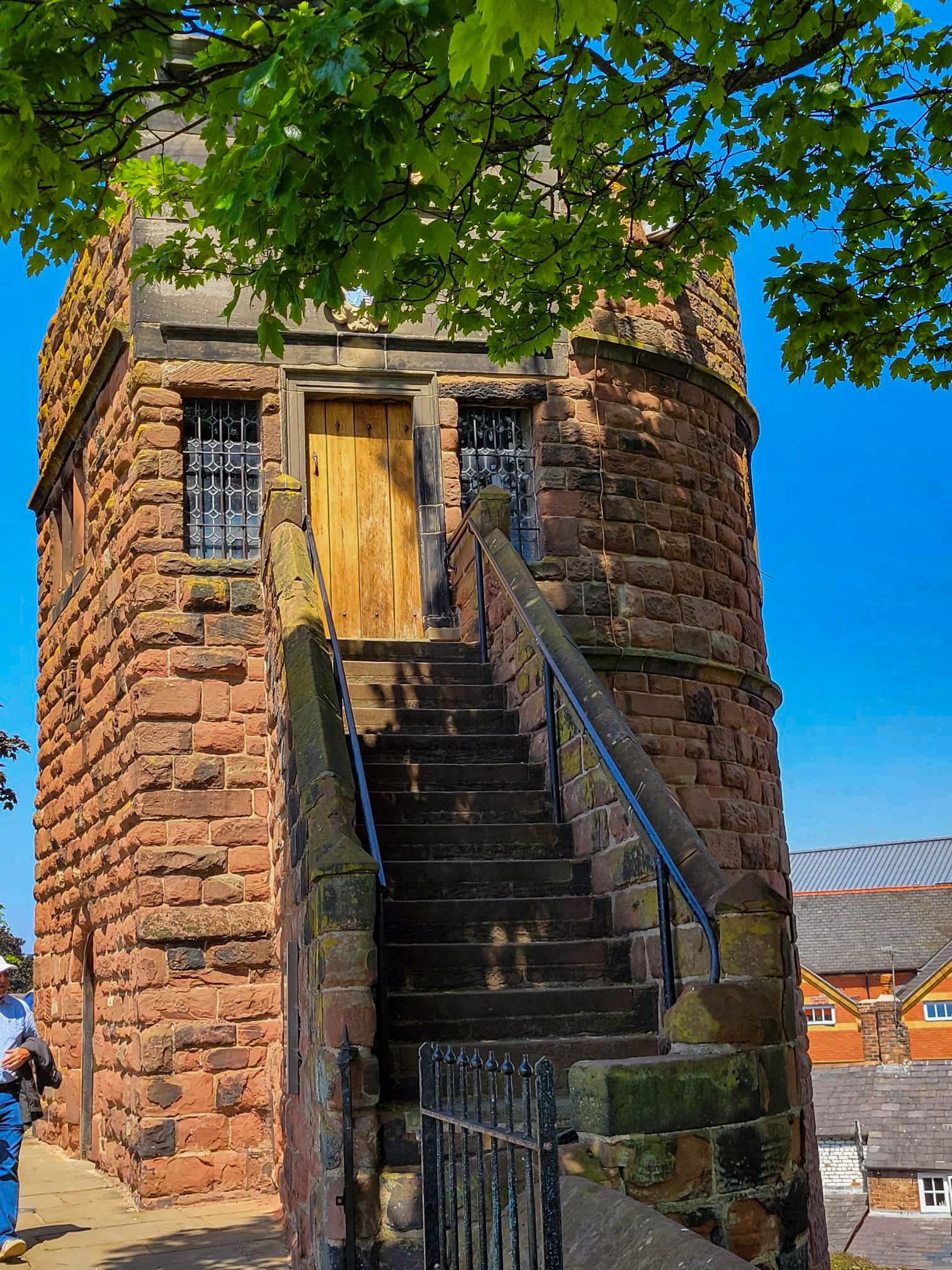 Chester City Walls – Walk Around the City